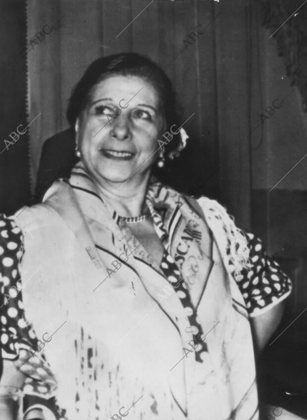 Retrato de Pastora Imperio fechado hacia 1940 - Archivo ABC
