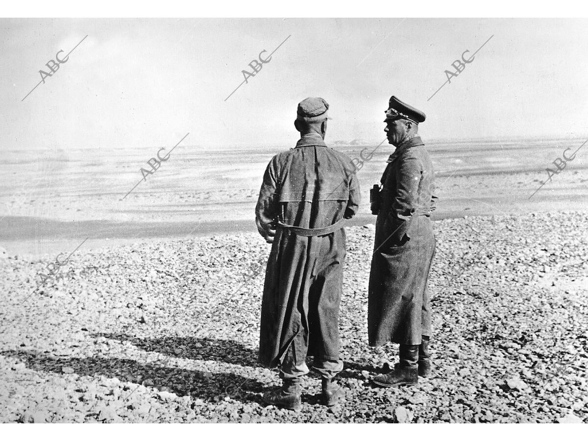 El mariscal Erwin Rommel dirigió las operaciones de las tropas alemanas ...