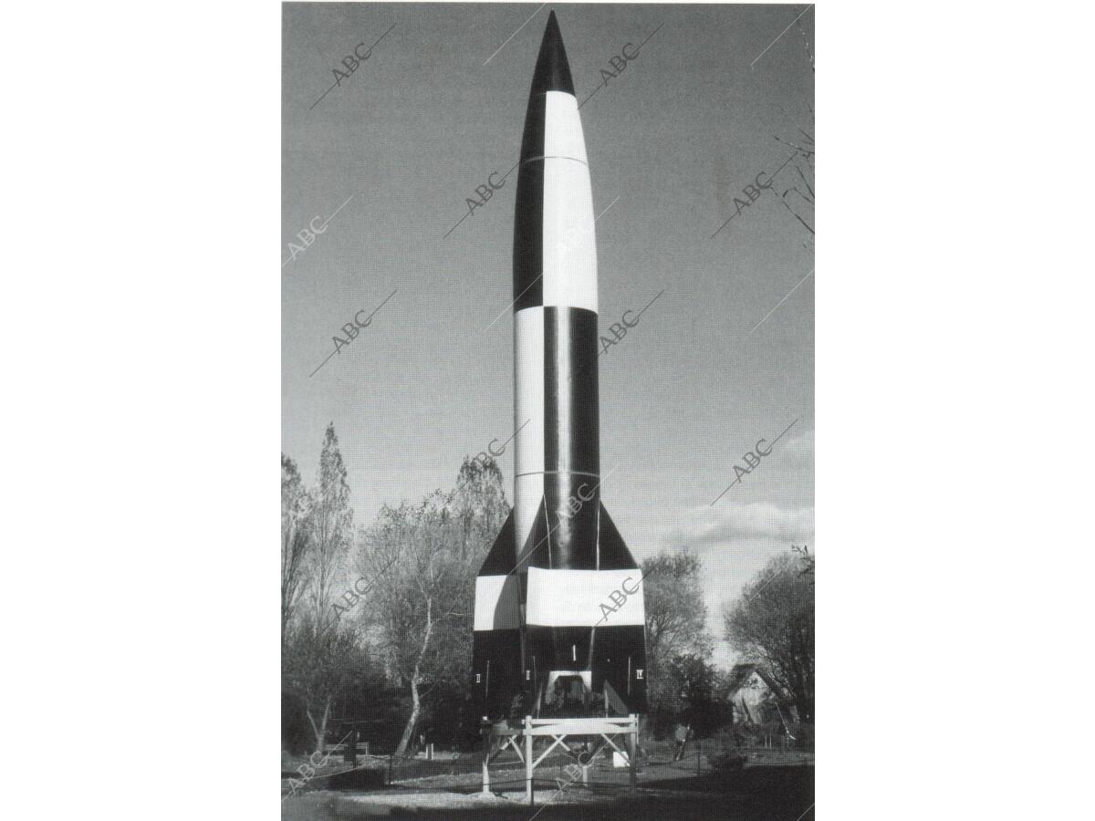 Imagen del lanzamiento del V2. En el museo de Peenemünde - Archivo ABC