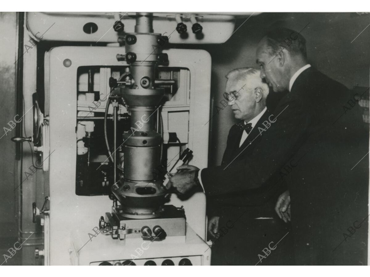 El inventor de la penicilina, doctor Fleming, y el director del ...