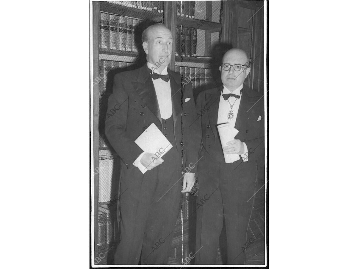 Nuevo Académico - el poeta Vicente Aleixandre, Recibido en la real ...