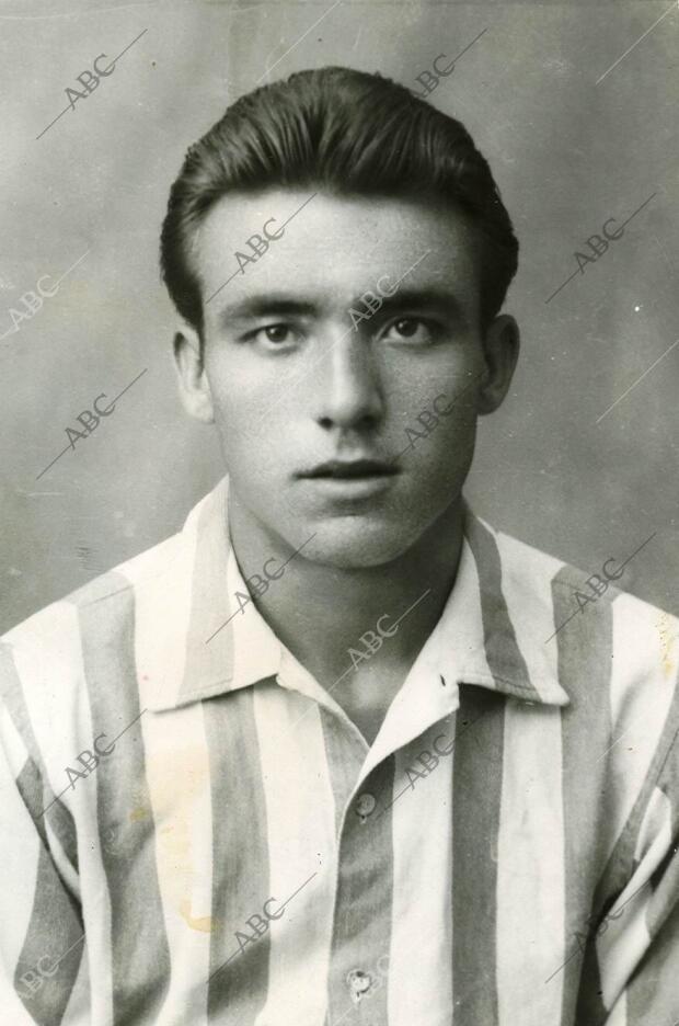 Luis del Sol, capitán del Betis e Internacional, Nació en Arcos del ...