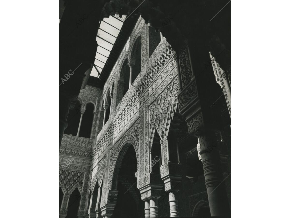 Derribo del Palacio de Larios - Archivo ABC