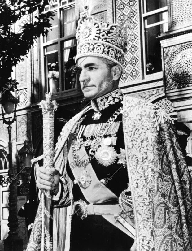 Coronación de Mohamed Reza Pahlevi - Archivo ABC