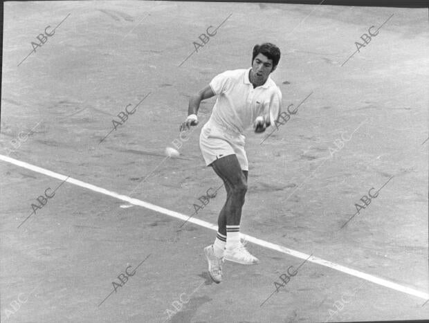 Manolo Orantes durante la disputa de la final del campeonato de España ...