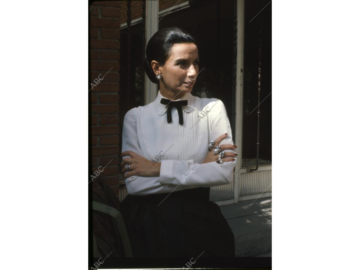 Elegante imagen de Charo Palacios, Condesa de Montarco - Archivo ABC
