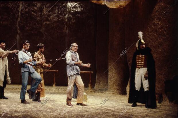 José María Rodero en una escena de la obra "Historia de un caballo ...