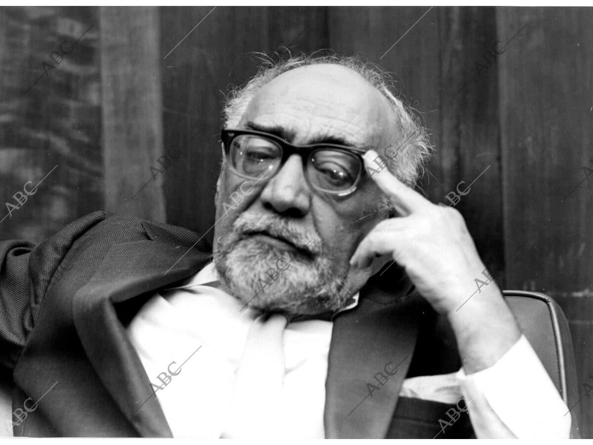 Retrato de Ramón J. Sender - Archivo ABC