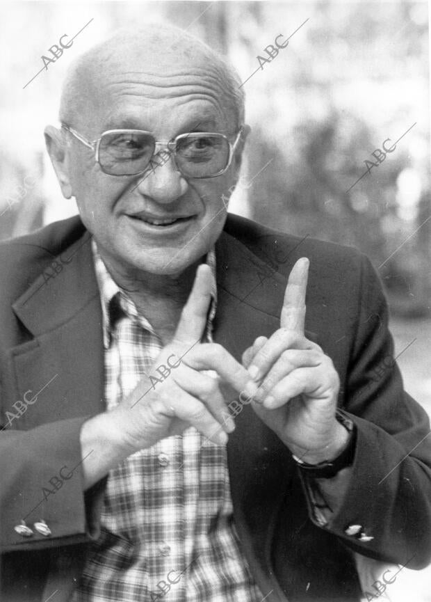 Entrevista A Milton Friedman - Archivo ABC