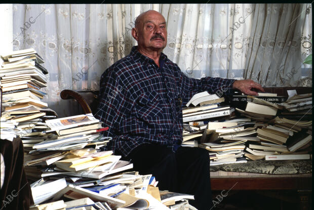 Imagen del poeta José Hierro - Archivo ABC