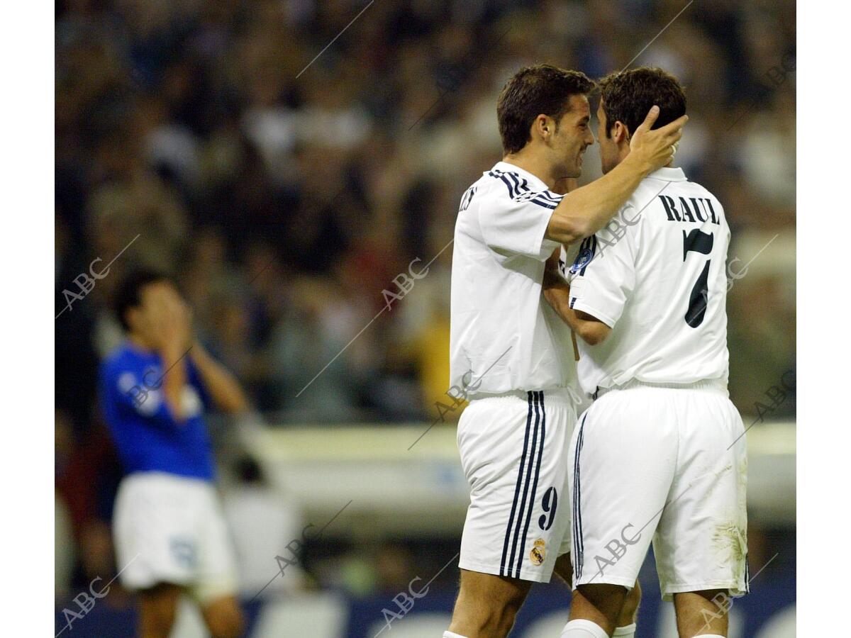 En la Imagen: Fernando Morientes y Raúl González - Archivo ABC