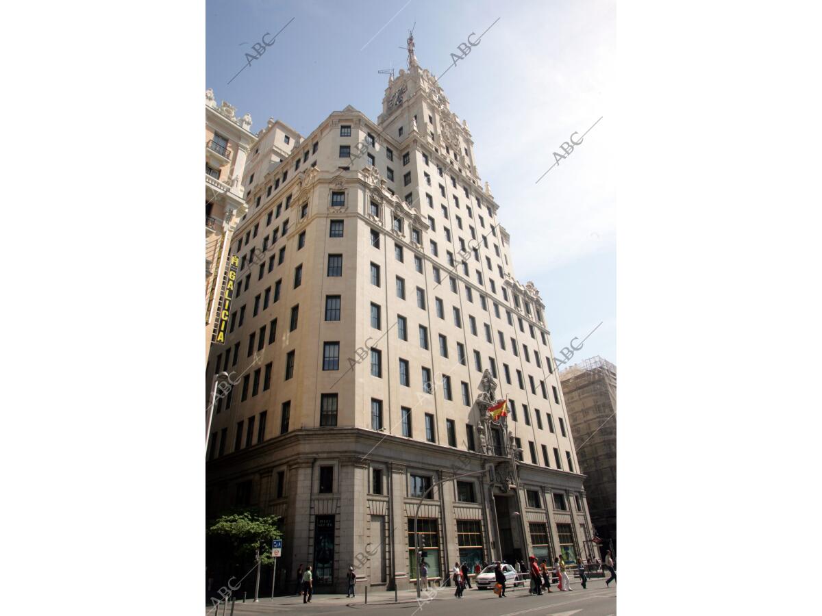 Edificios de Madrid. En la imagen edificio Telefonica - Archivo ABC