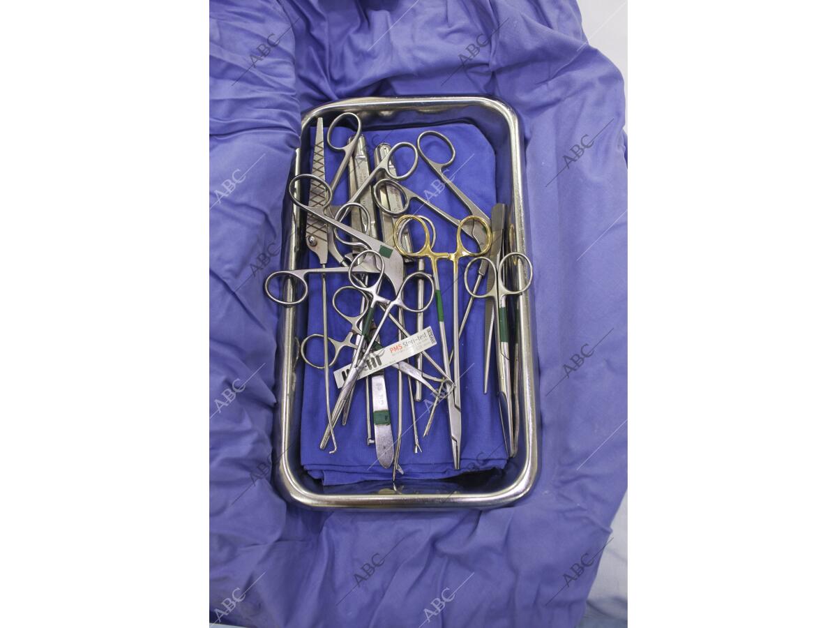 Objetos Sanitarios, clínica Cemtro - Archivo ABC