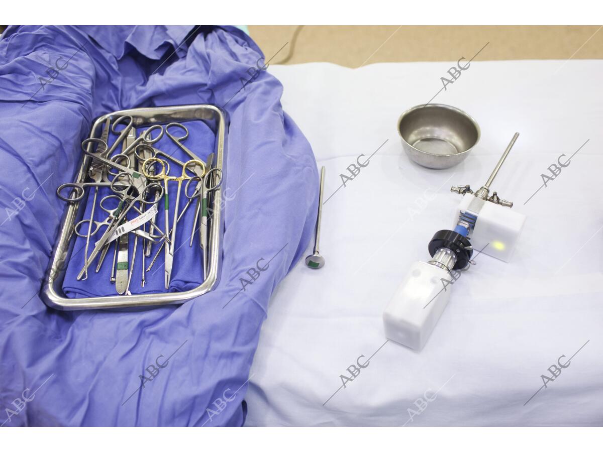 Objetos Sanitarios, clínica Cemtro - Archivo ABC