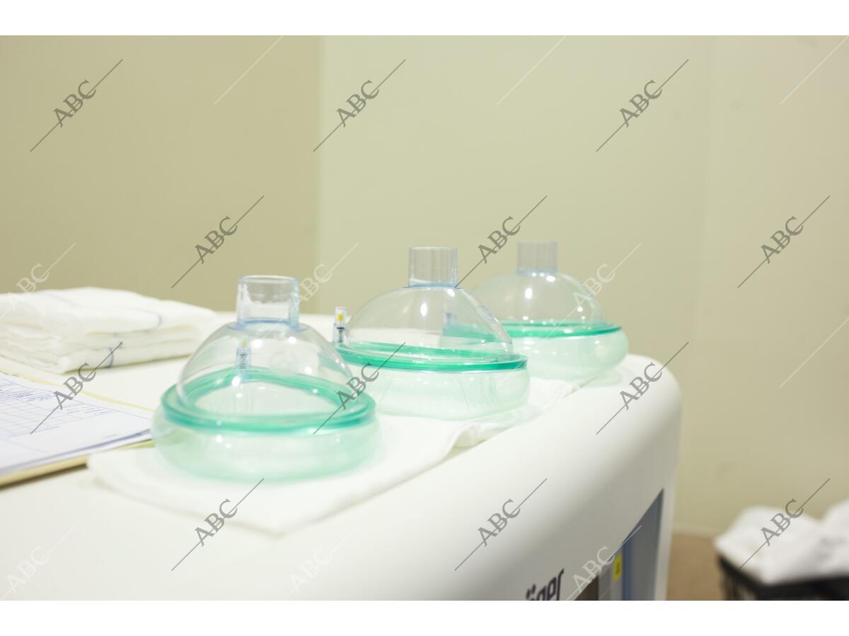 Objetos Sanitarios, clínica Cemtro - Archivo ABC