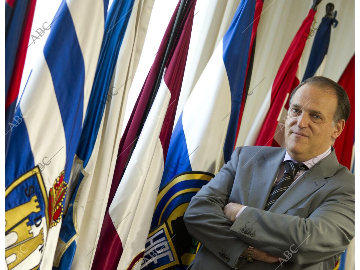 Entrevista al presidente de la liga de futbol profesional, Javier Tebas ...