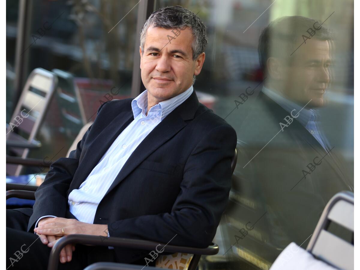 entrevista a gabriel cisneros-foto ernesto agudo - Archivo ABC