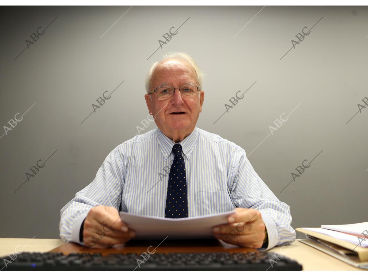 Entrevista A Javier Moscoso, Político - Archivo ABC