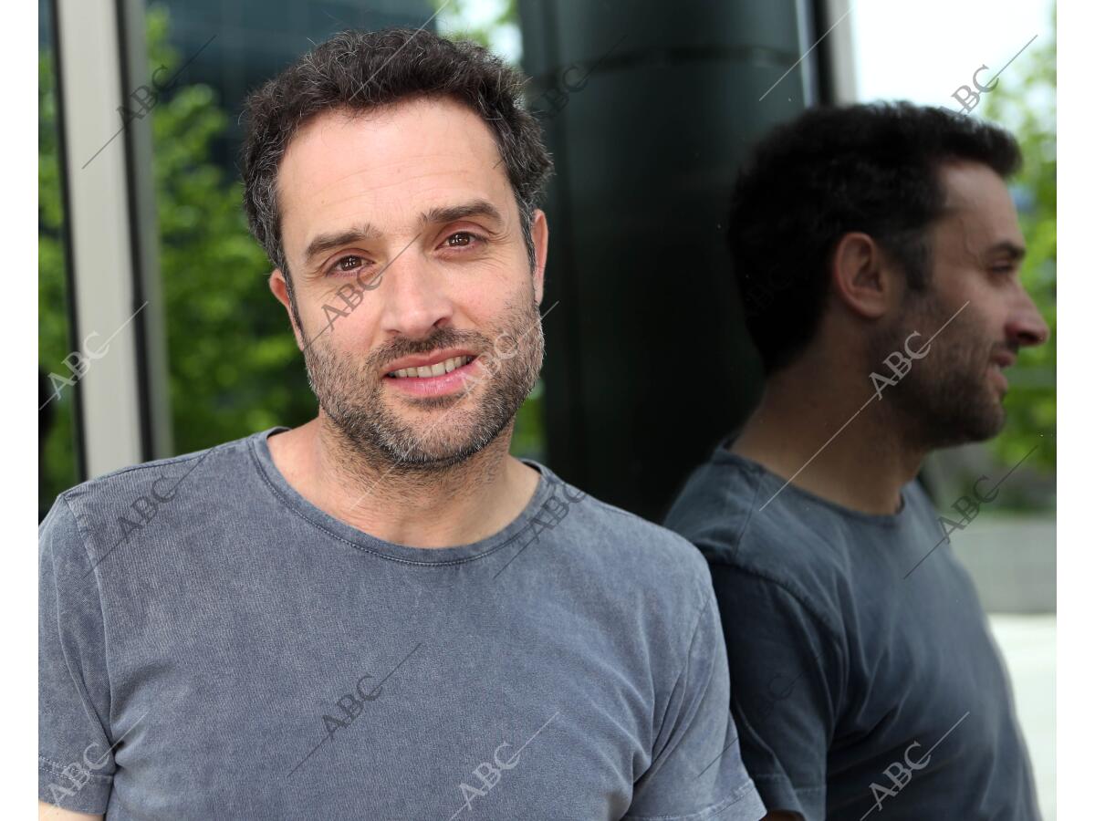 Entrevista a Daniel Guzman, director de la película «A cambio de nada ...