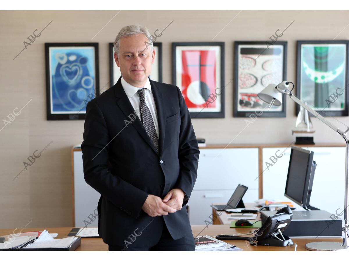 Entrevista A Simon Manley, embajador de reino Unido en España - Archivo ABC