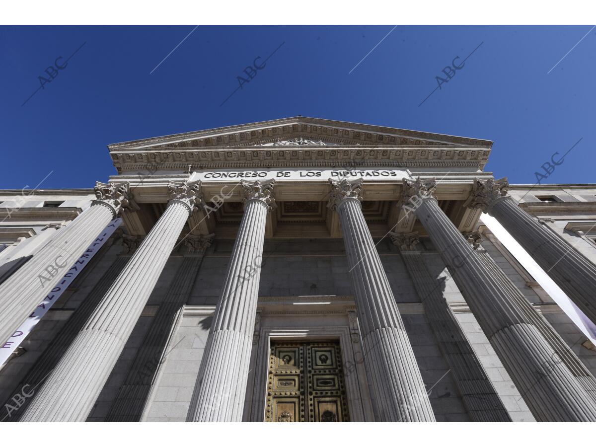 Fachada frontispicio del Congreso de los Diputados - Archivo ABC