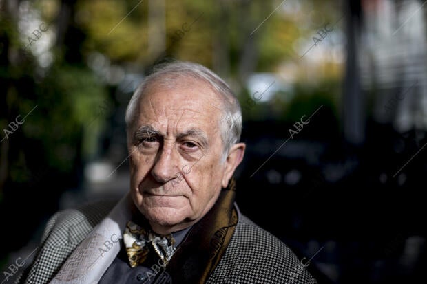 Entrevista a Inocencio Arias, por la publicación de su memorias ...