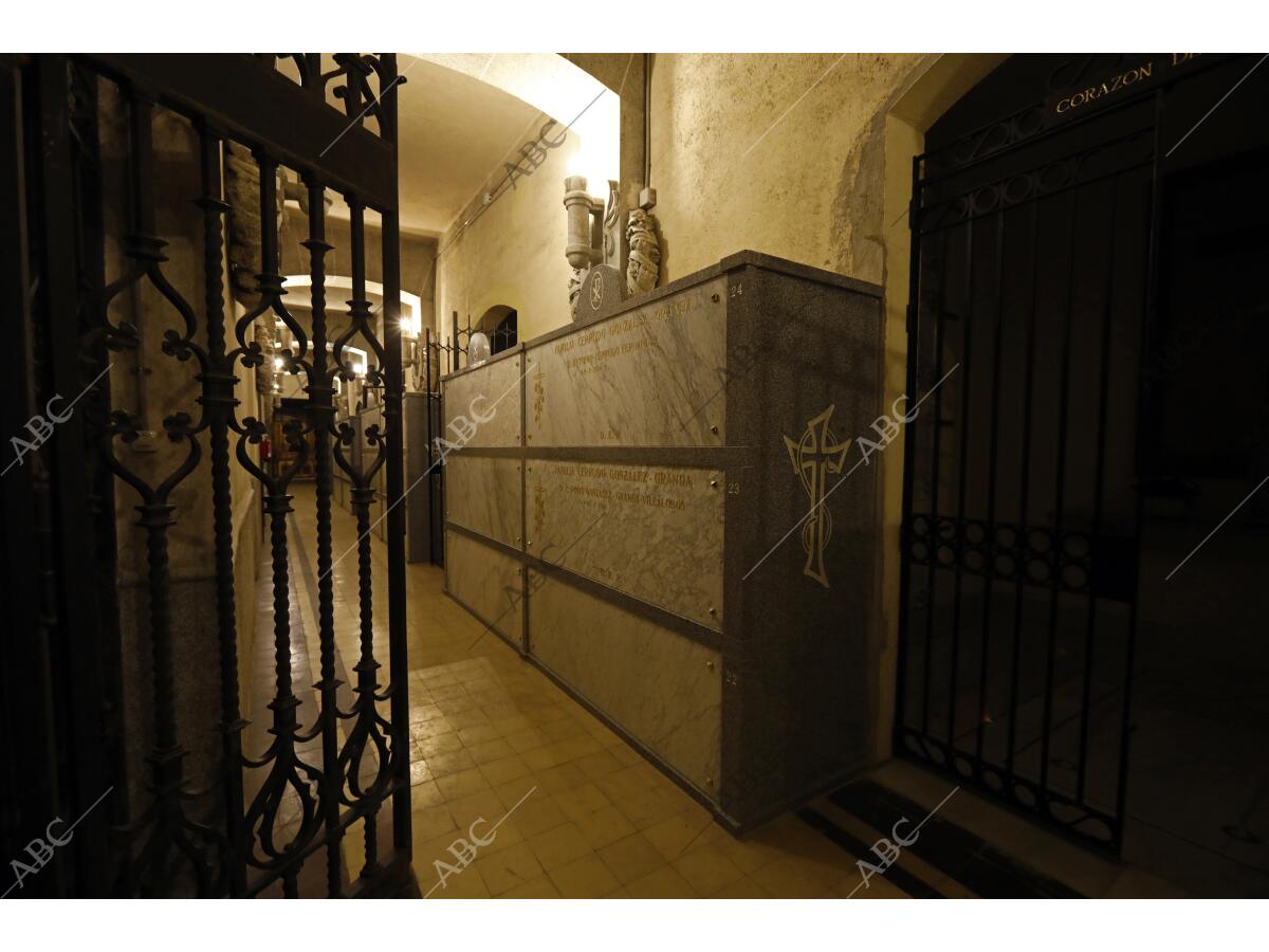 Cripta para enterrar gratis a pobres en la Basílica de la Concepción ...