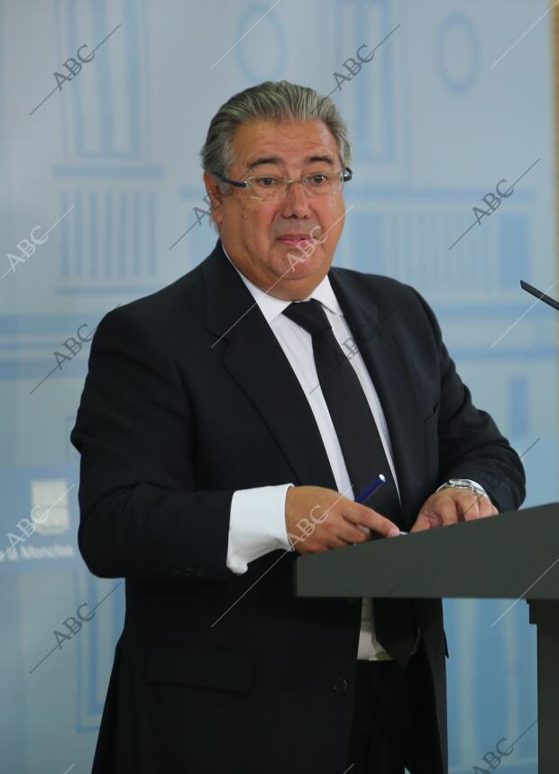 Rueda de prensa del ministro del Interior Juan Ignacio Zoido - Archivo ABC