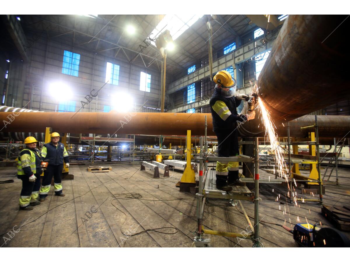 Ferrol (La Coruña), 16/03/2018. Instalaciones de Navantia en Fene. Una ...
