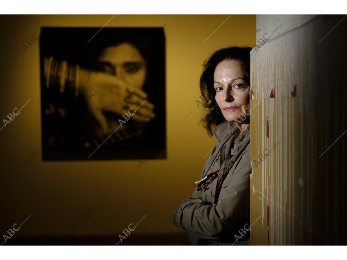 Entrevista A la Fotógrafa Isabel Muñoz - Archivo ABC