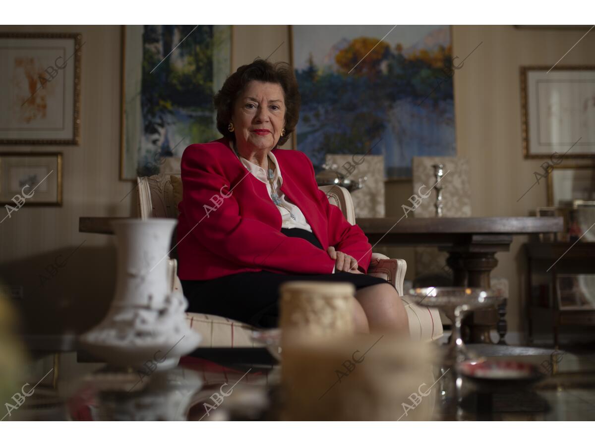 Entrevista a Maria Teresa Estevan Bolea ARCHDC foto de Maya Balanya ...