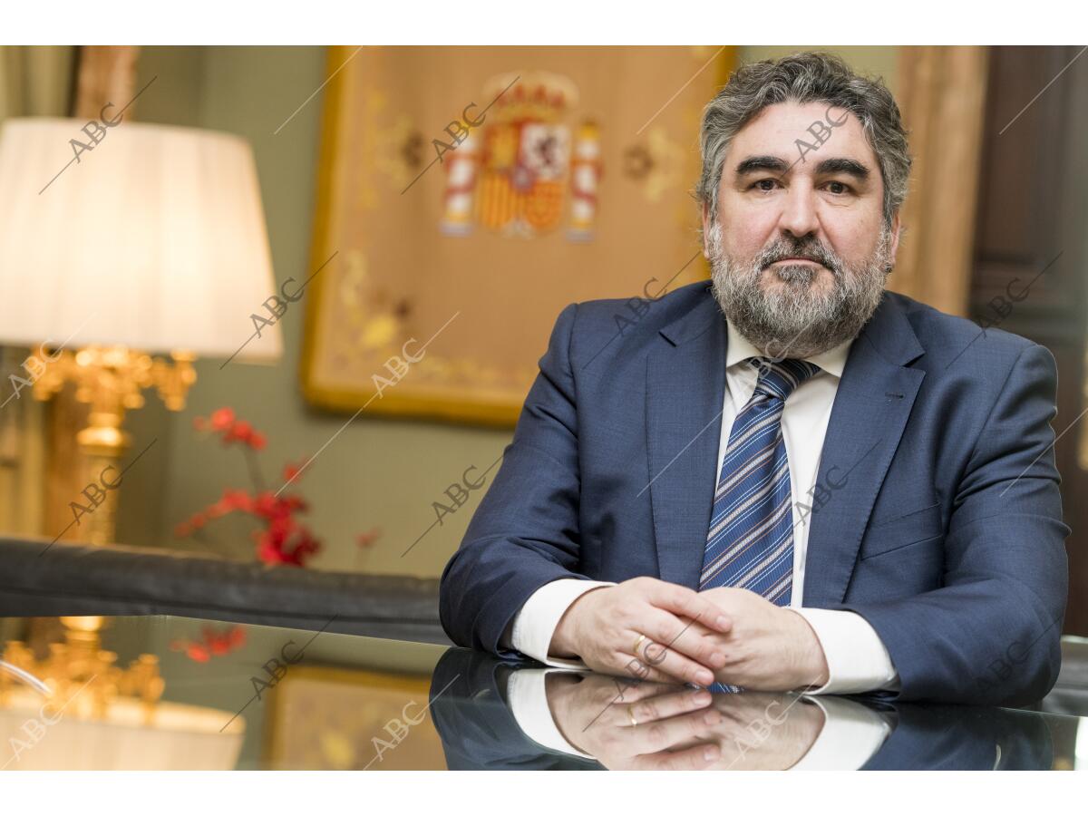 Entrevista A José Manuel Rodríguez Uribes - Archivo ABC