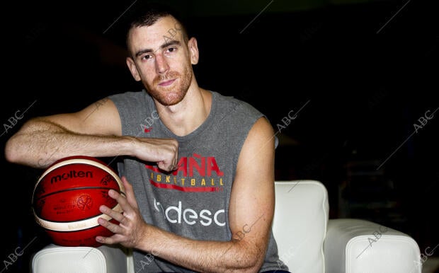 Entrevista al jugador de baloncesto Victor Claver - Archivo ABC