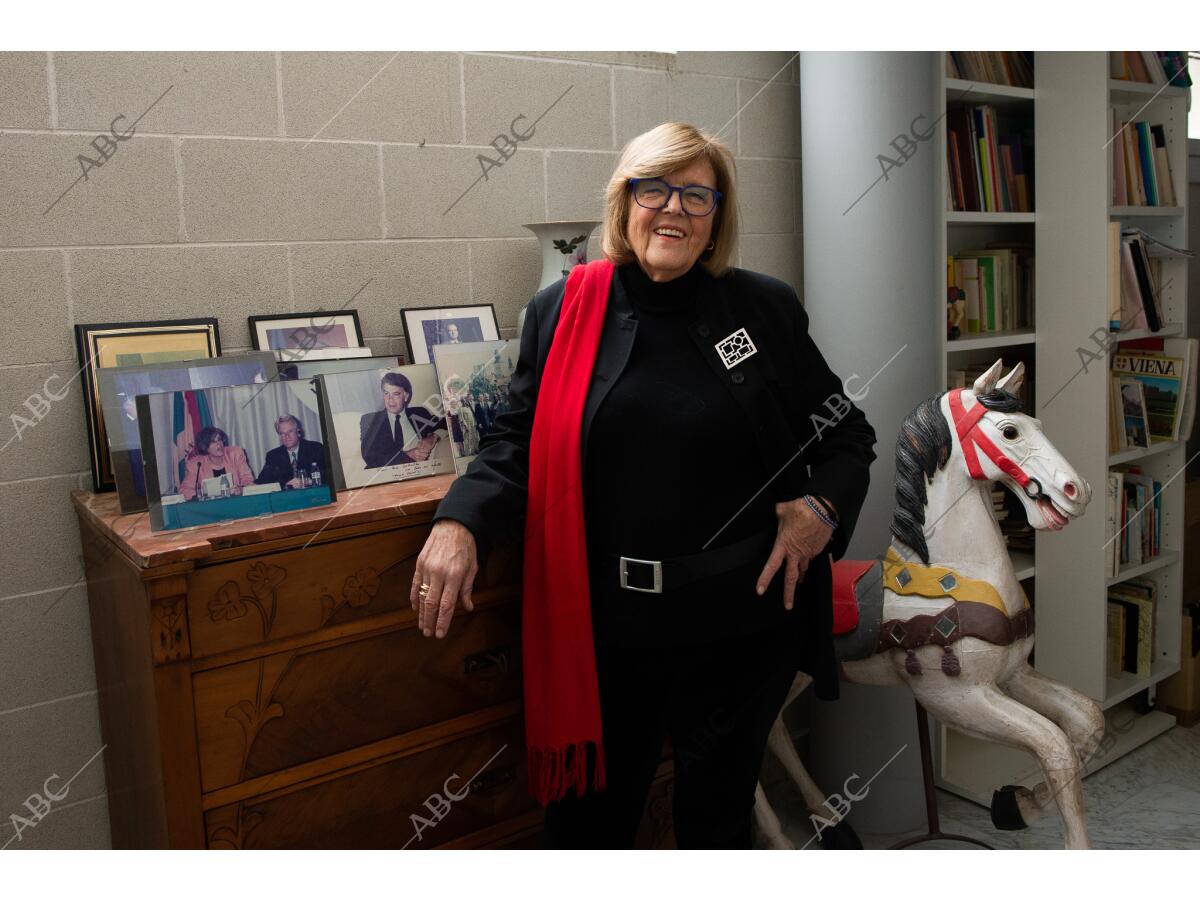 Entrevista con Anna Balletbó, exdiputada socialista del Congreso, que ...