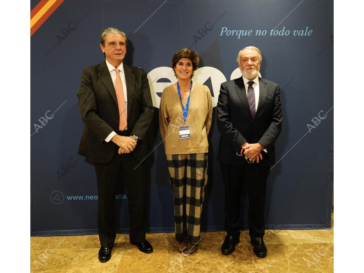 Jaime mayor oreja Presenta Neos - Archivo ABC