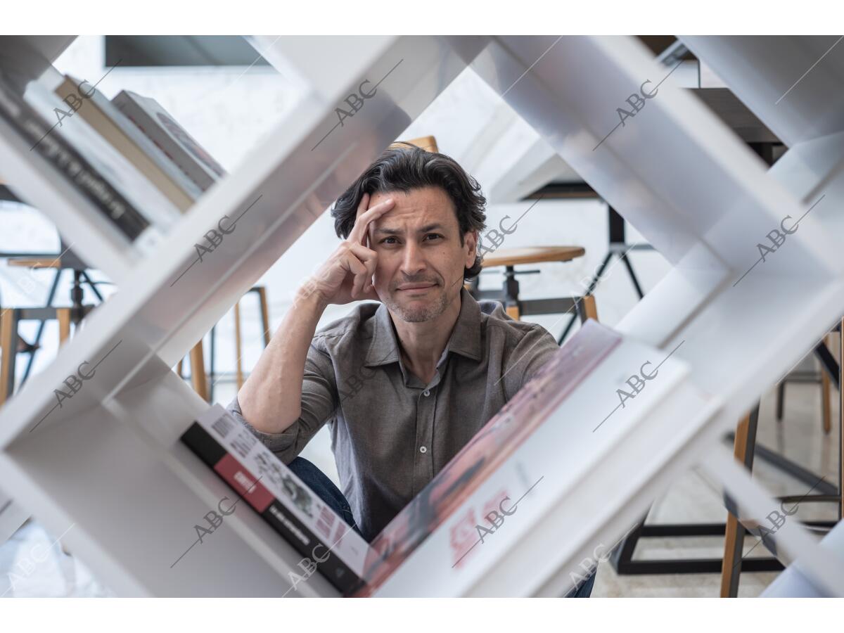 Fotos para entrevista al escritor y director de cine Rodrigo Cortés ...
