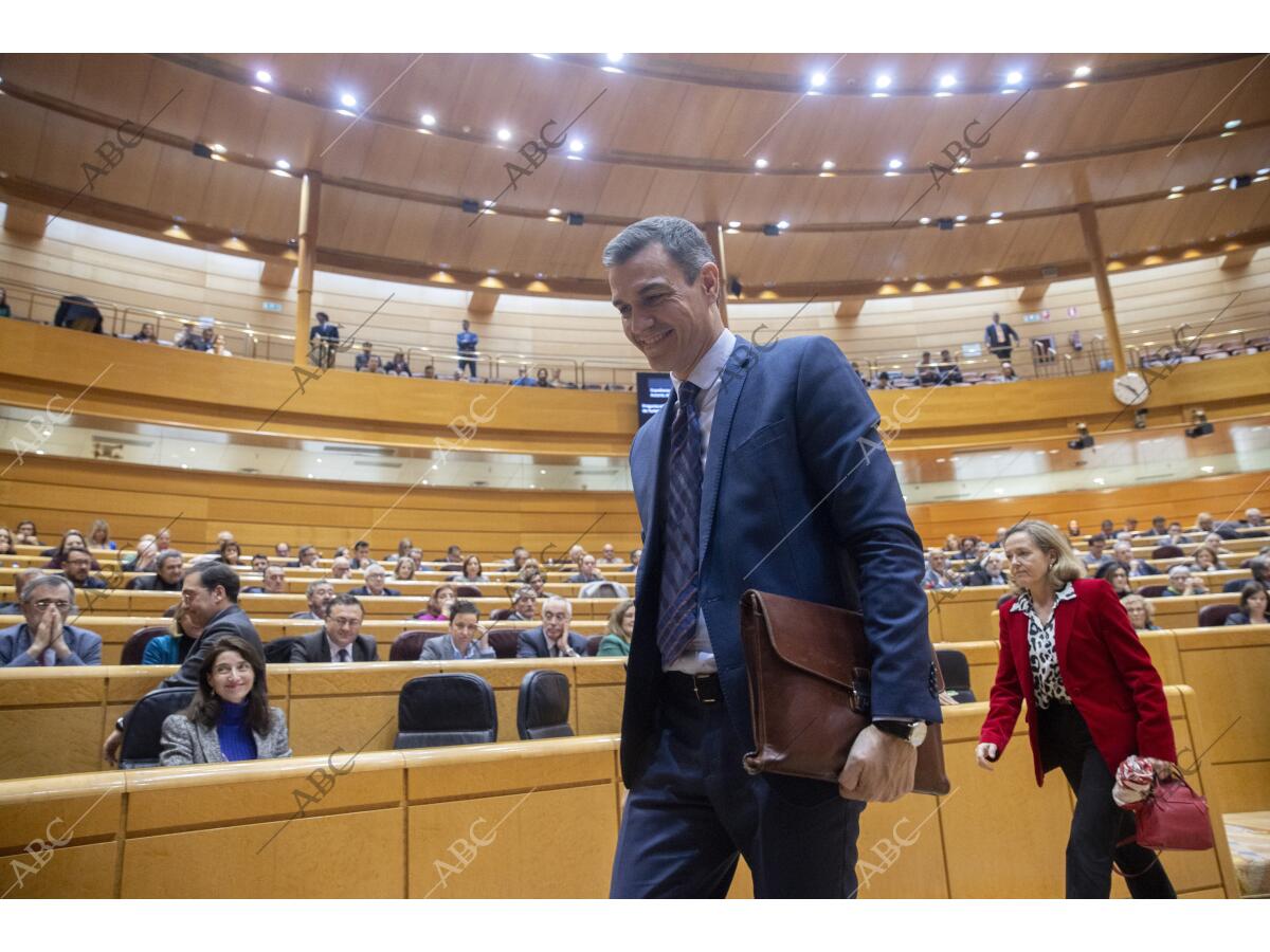 El presidente del Gobierno Pedro Sánchez asiste a un cara a cara en el ...