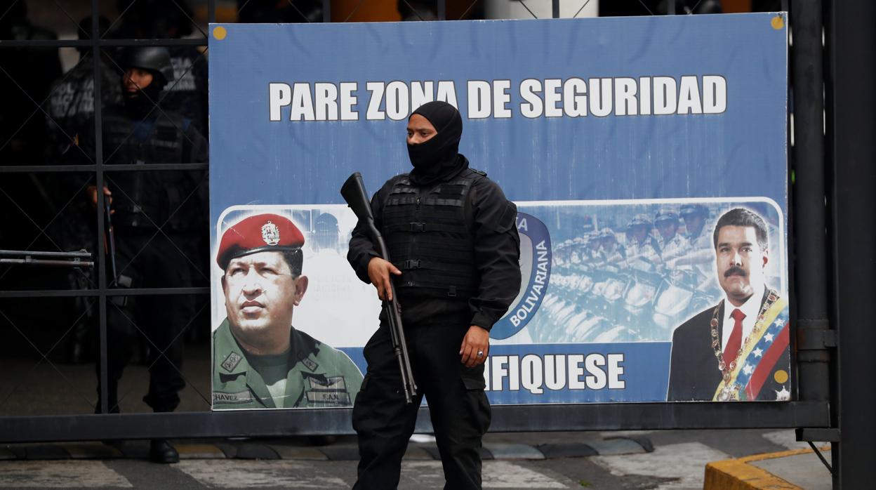 La represión en Venezuela: 18.000 asesinatos y 15.500 detenciones ...