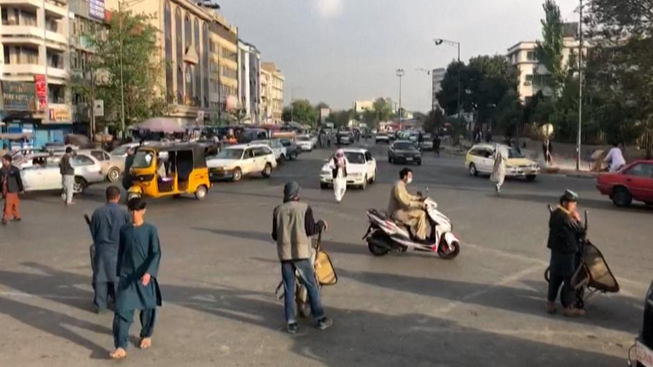 Las calles de Kabul muestran una aparente normalidad bajo el régimen ...