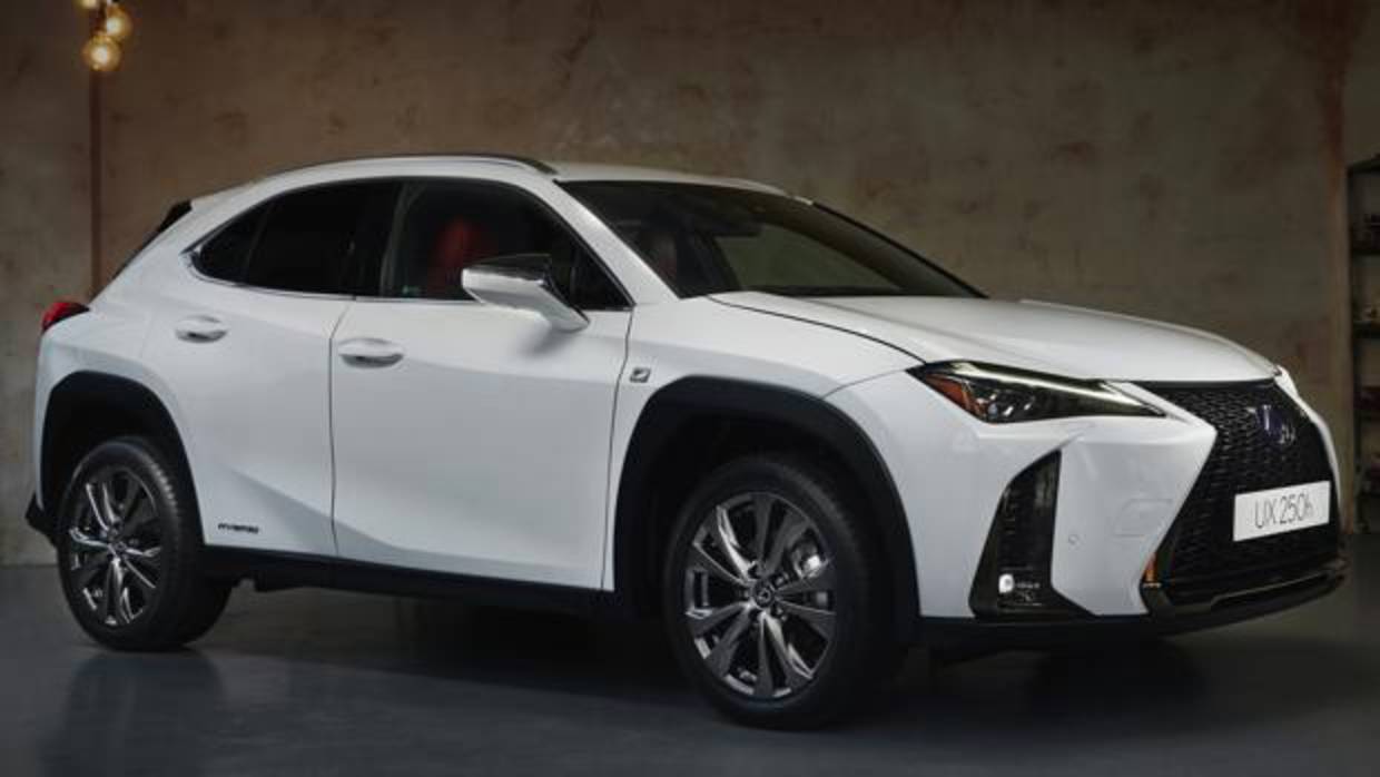 Nuevo Lexus UX: un SUV compacto híbrido para conquistar a los jóvenes
