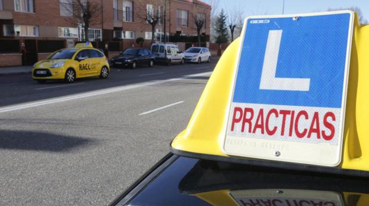 Cómo elegir la autoescuela ideal