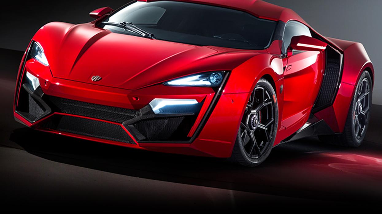 W Motors, la marca árabe con los supercoches más excéntricos