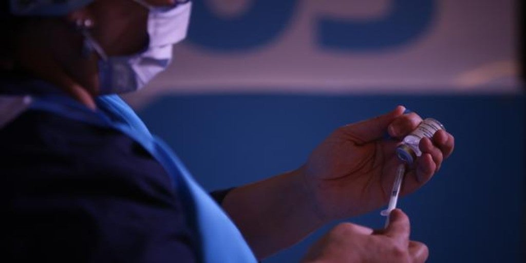 Covid-19: ¿Por qué es importante una nueva dosis para las personas ...