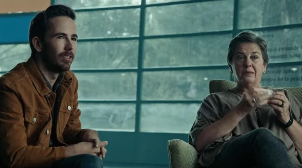 La verdadera historia detrás de los protagonistas del anuncio viral de ...