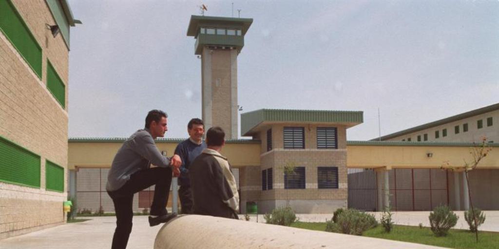 Prisiones prepara medidas inminentes que afectarán sobre todo a las ...