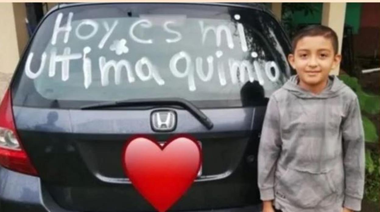 La emotiva sorpresa de unos padres: «Hoy es mi última quimio»