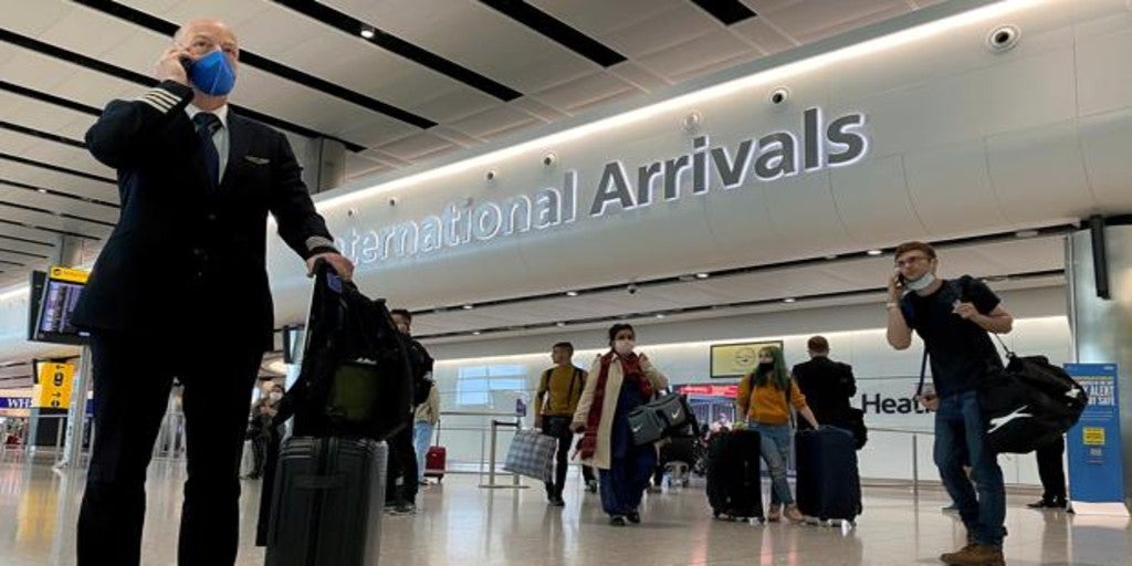 Heathrow pide al Gobierno británico que introduzca un sistema de test y ...