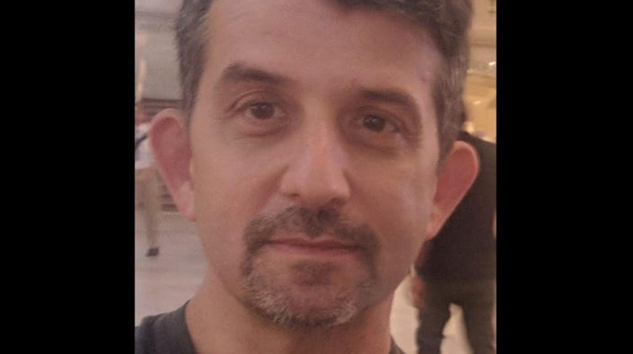 El hombre que trabaja como 'padre de alquiler' porque echa de menos ...
